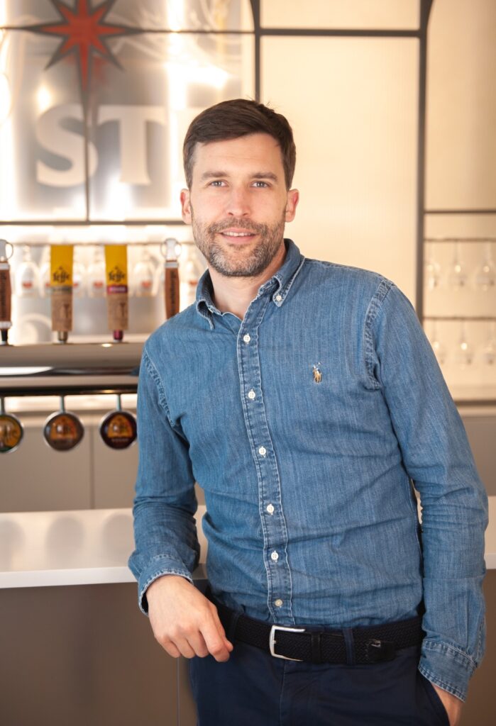 AB InBev: Arnaud Hanset promosso Presidente della Business Unit Central ...